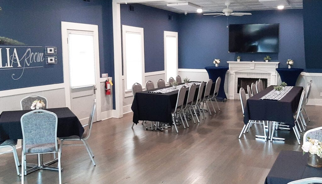 Magnolia Room Slide 4 | Lake Oconee Bistro in Eatonton, GA